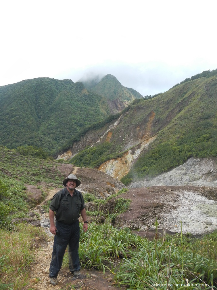 Boiling Lake, Dominica – Explorer/Trekker