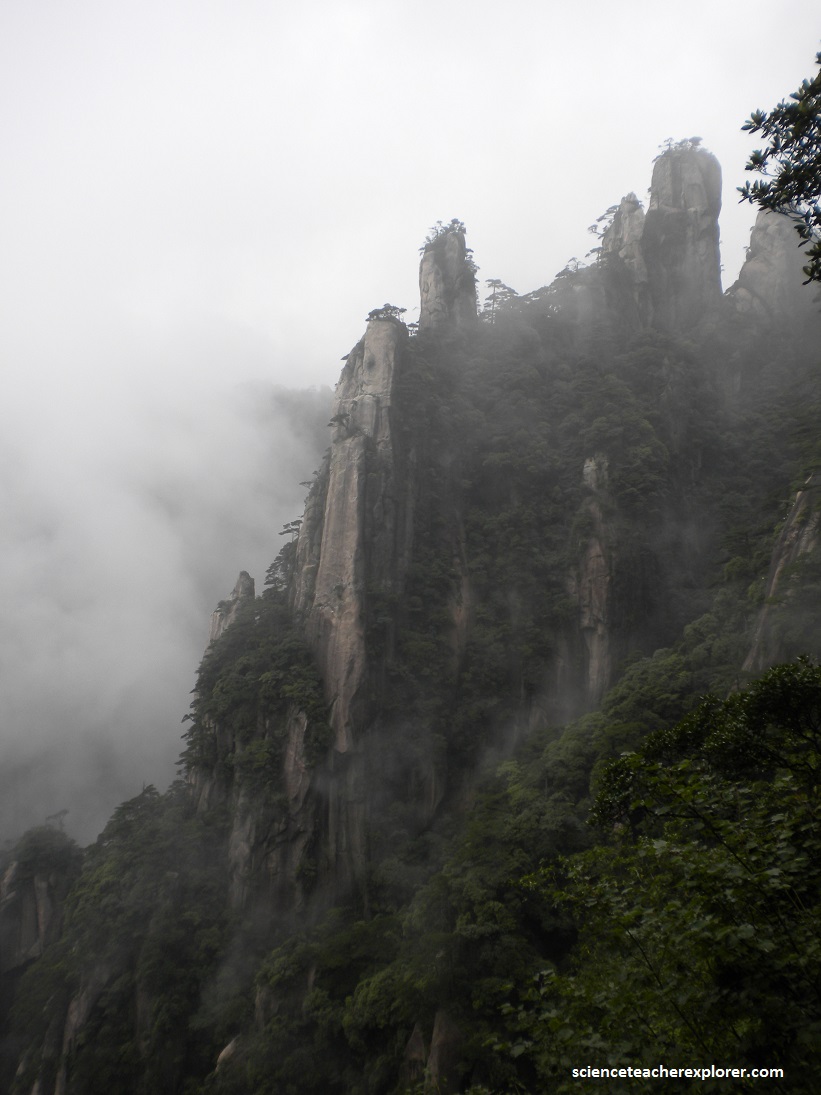 San-tsing Shan NP, CN – Explorer/Trekker